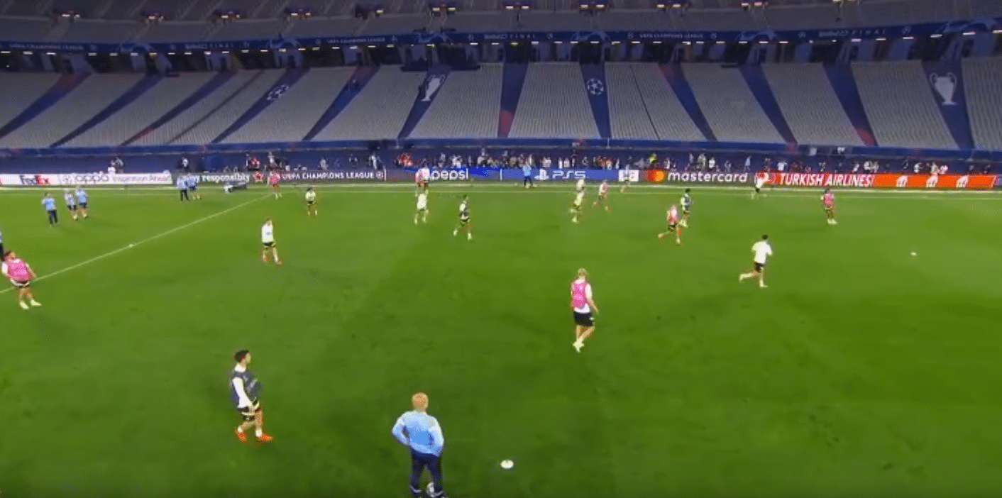 POSESIÓN TRICOLOR MANCHESTER CITY - toplidercoach.com